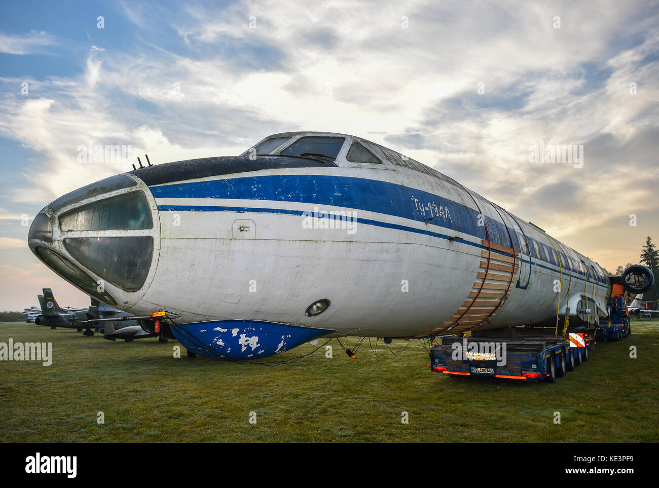 Cottbus, Germany. 18th Oct, 2017. A Soviet "Tupolew 134" plane is ...