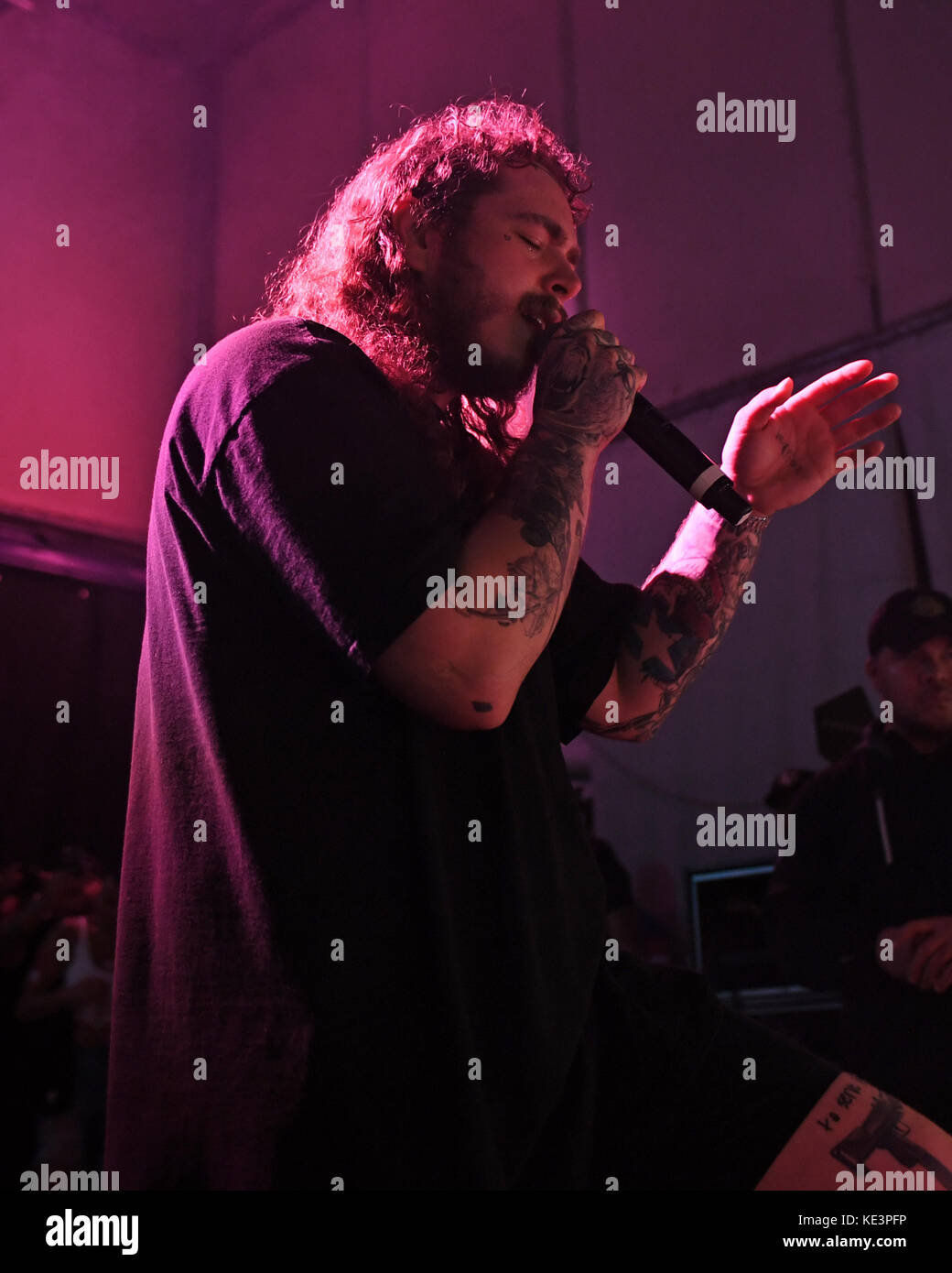 Fort Lauderdale FL, USA. 17th Oct, 2017. Post Malone performs at ...