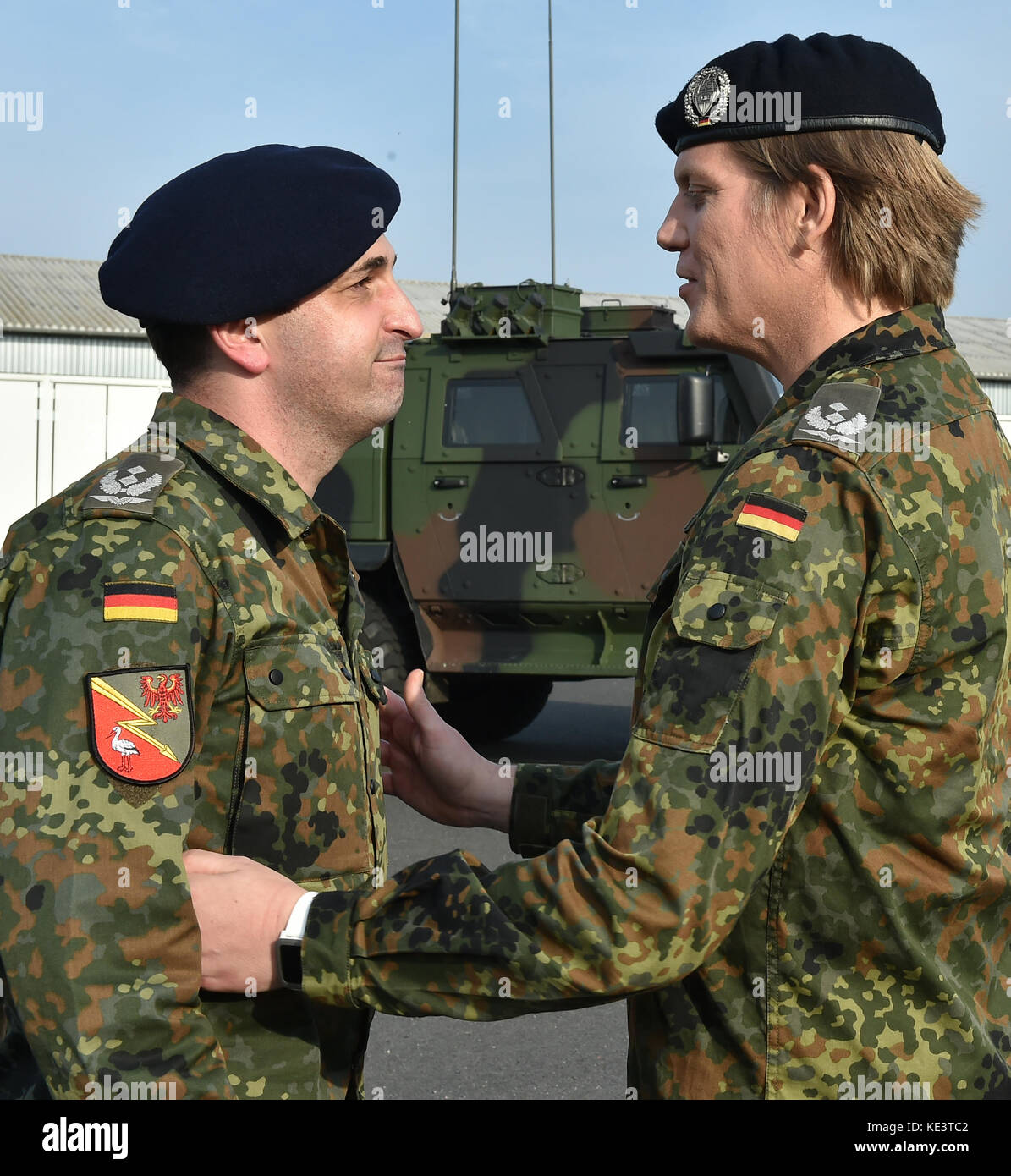 Storkow, Germany. 18th Oct, 2017. LIieutenant-colonel Thorsten Niemann ...