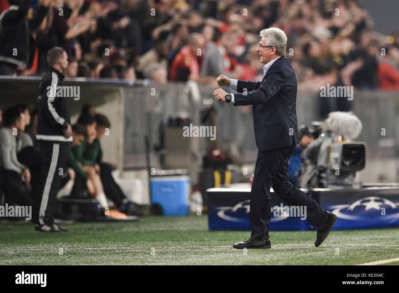 Munich, Germany. 18th Oct, 2017. Munich's manager Jupp Heynckes ...