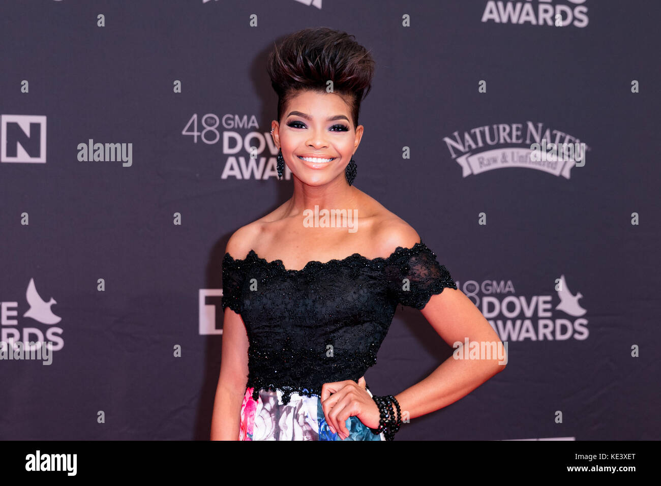 Nashville, Tennessee, USA. 17th Oct, 2017. Jasmine Murray on the red ...