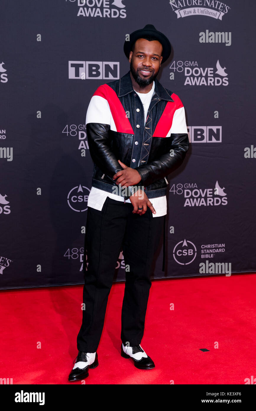 Nashville, Tennessee, USA. 17th Oct, 2017. Vashawn Mitchell on the red ...