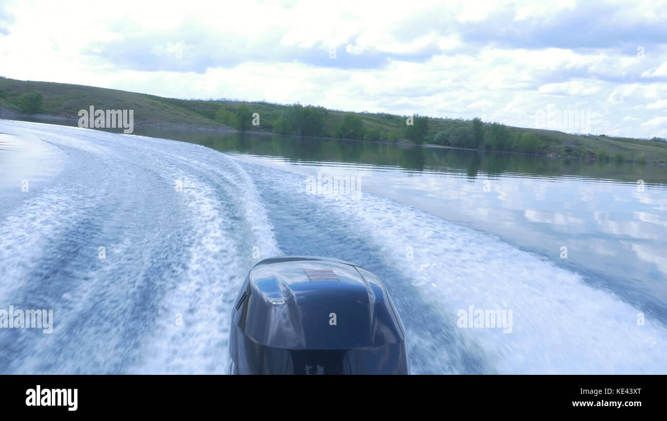 Foamy boat trail High Resolution Stock Photography and Images - Alamy