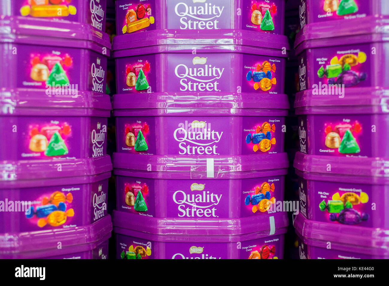 Quality street chocolates hi-res stock photography and images - Alamy