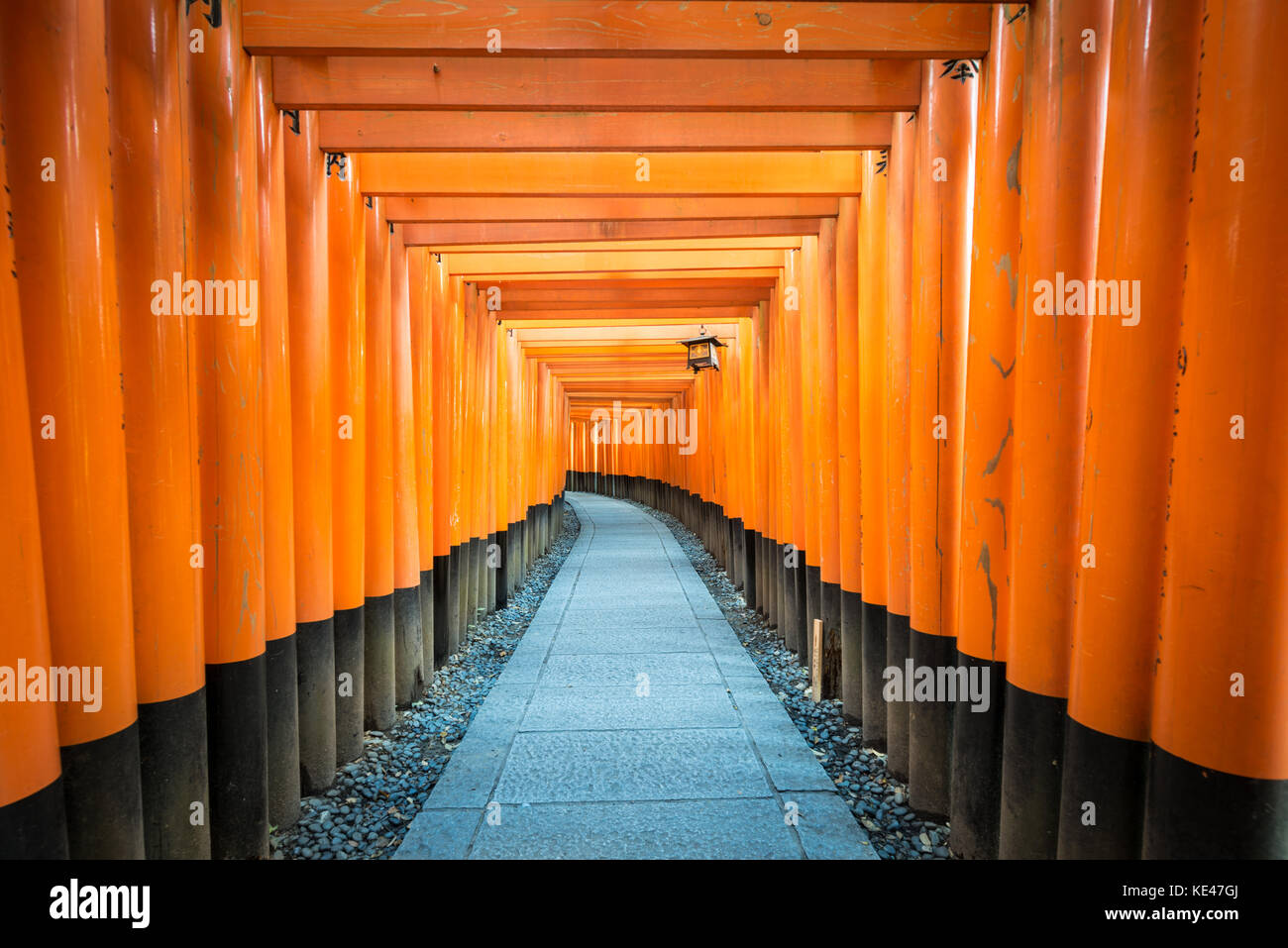Japanese gates hi-res stock photography and images - Alamy