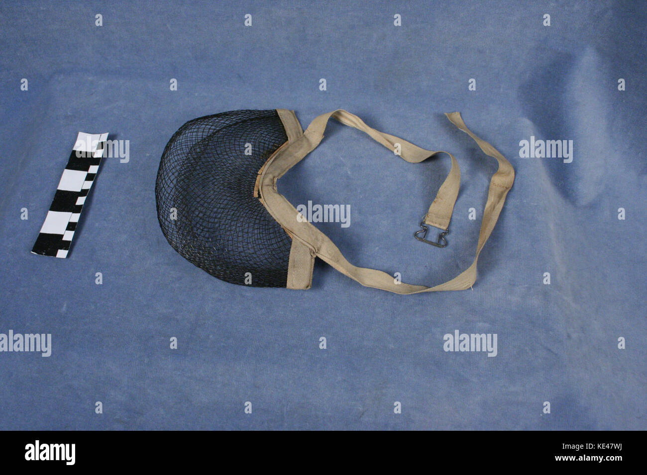 Woven wire hi-res stock photography and images - Alamy