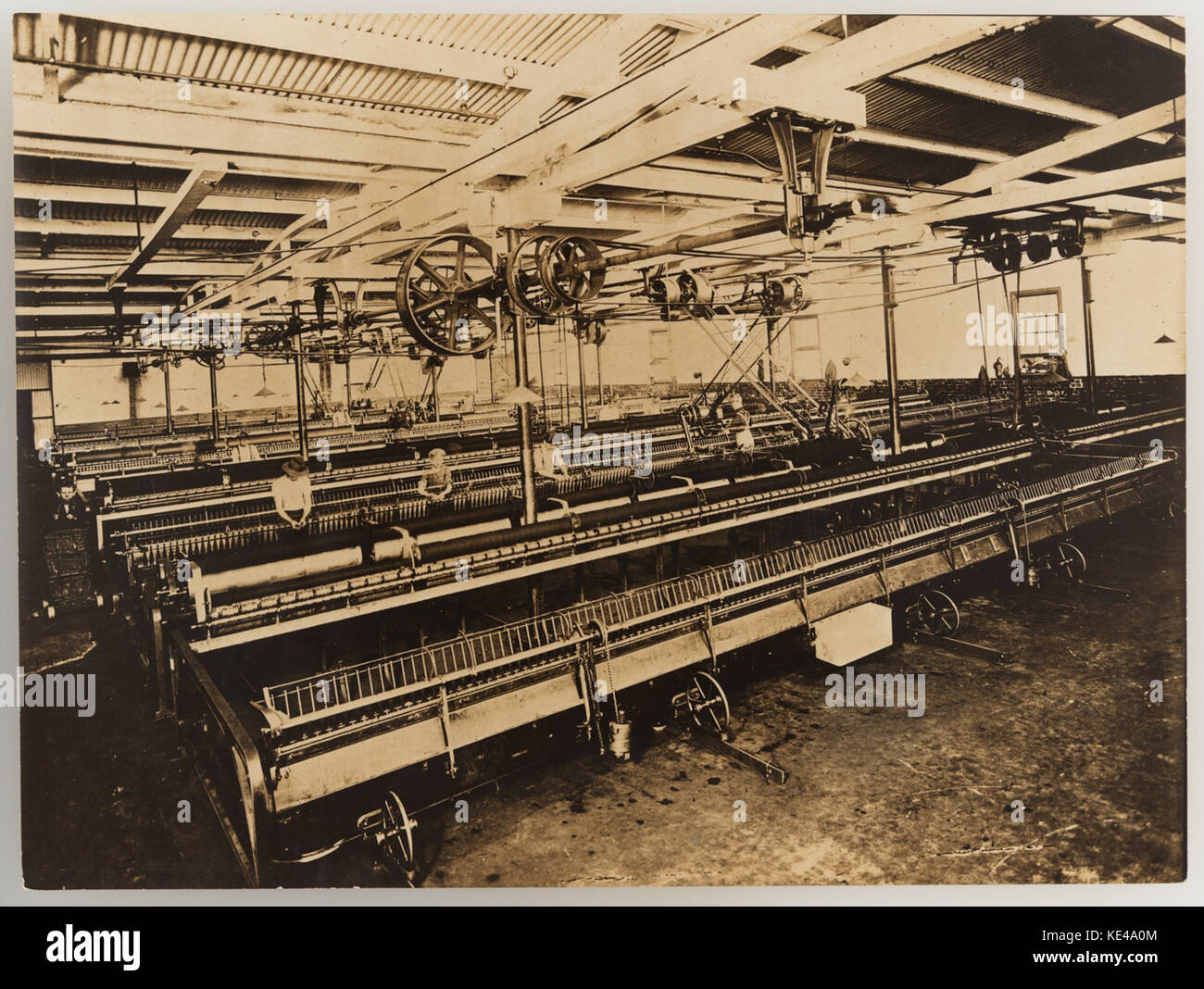 1920s american factory hi-res stock photography and images - Alamy