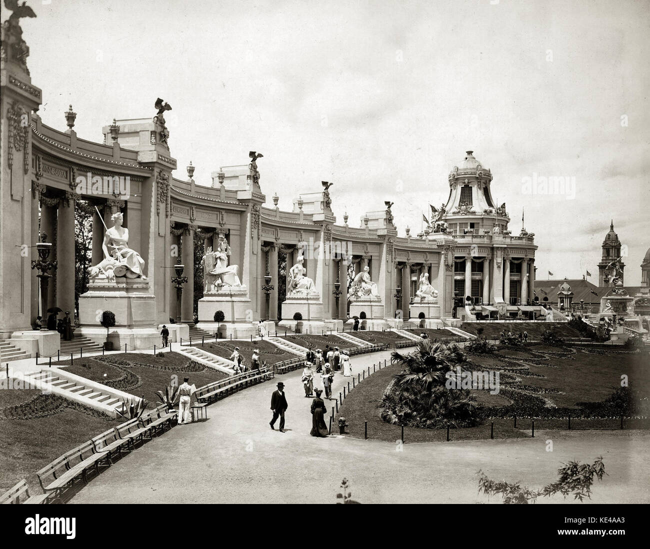 West wing colonnade hi-res stock photography and images - Alamy