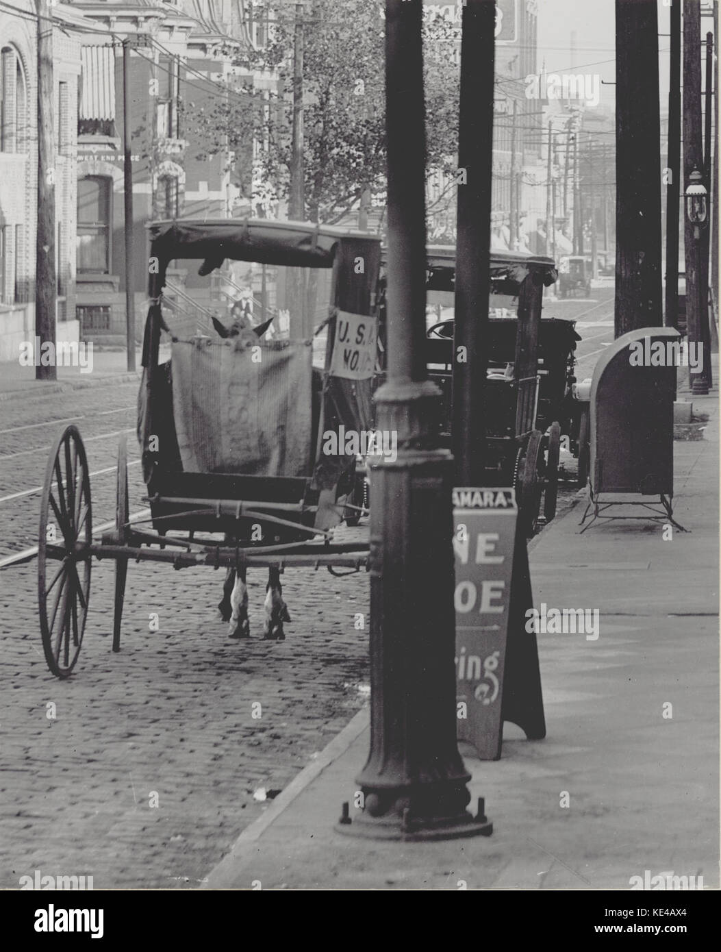 U.S. Mail Carriage parked on Olive Street near Grand Avenue Stock Photo ...