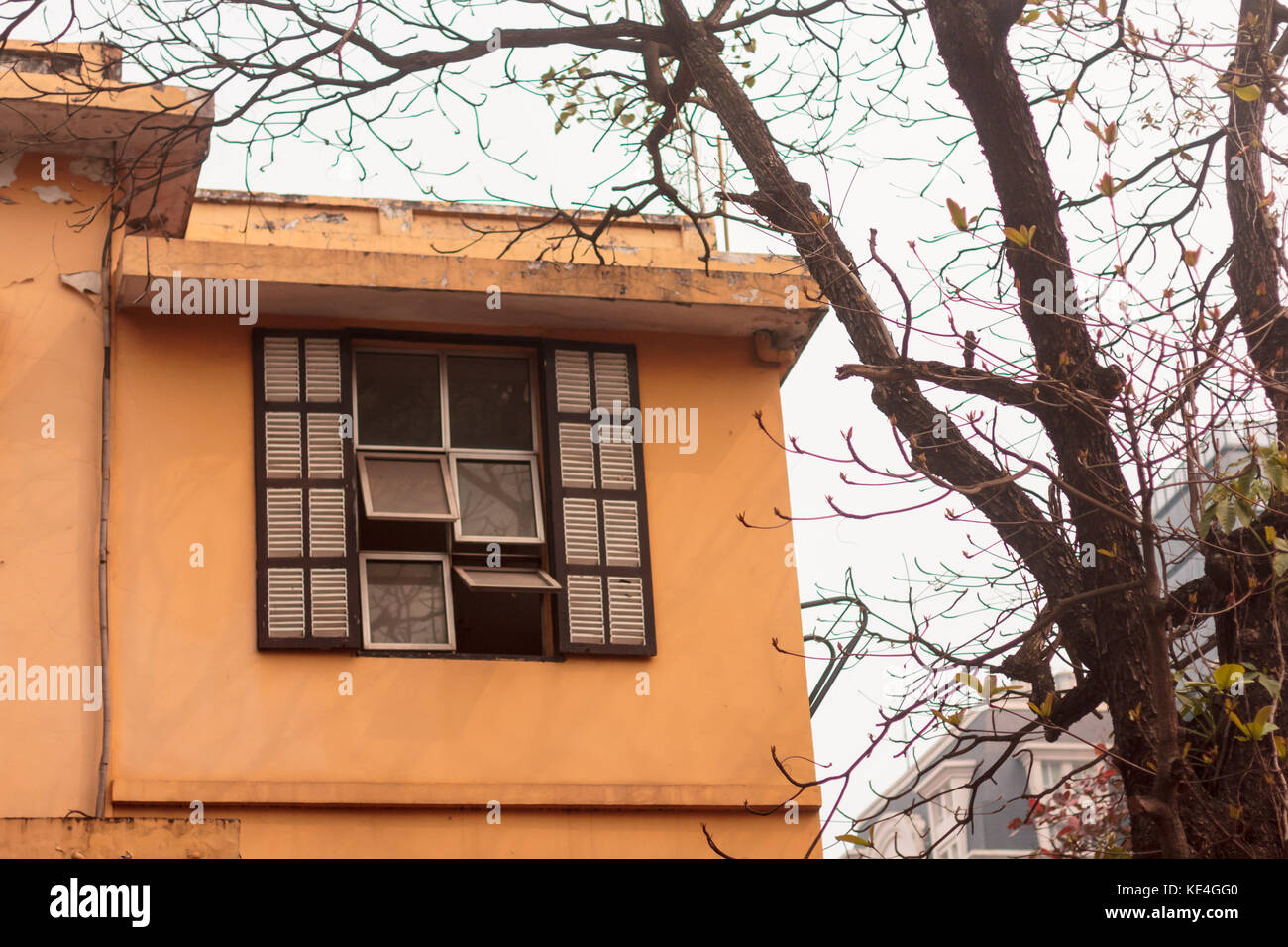Hanoi old house hi-res stock photography and images - Alamy