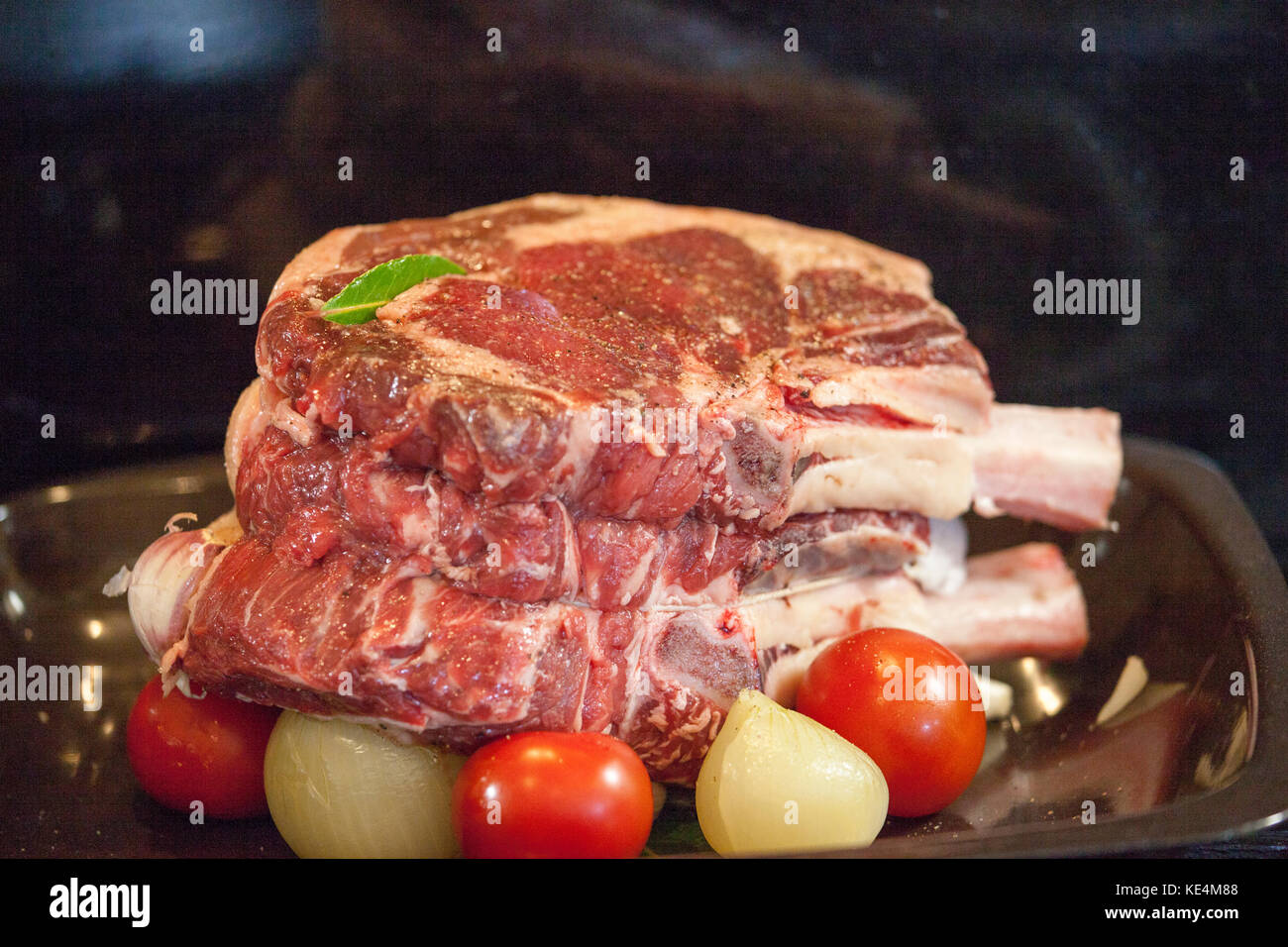 raw rib of beef ready for cooking Stock Photo - Alamy