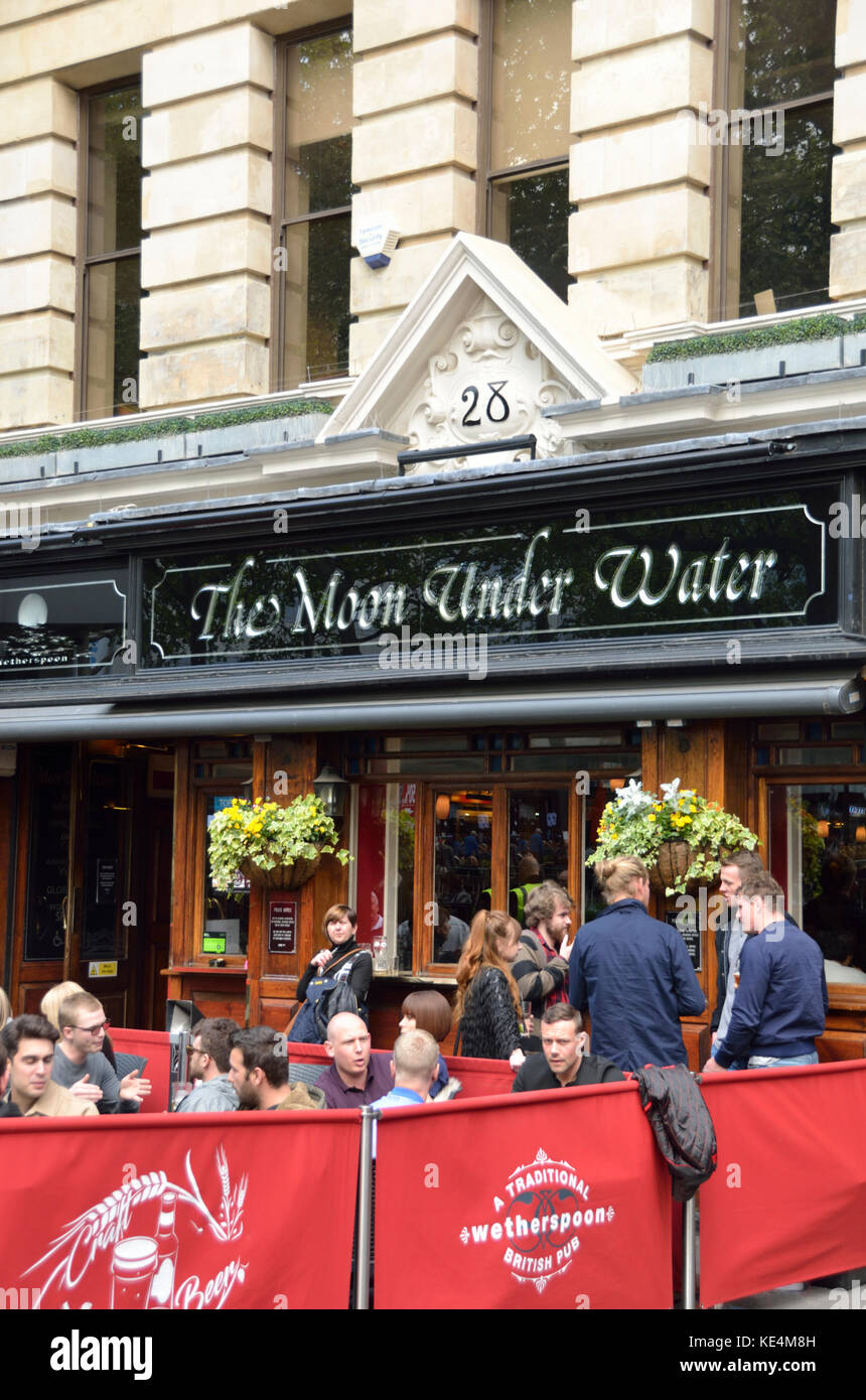 Wetherspoon hi-res stock photography and images - Alamy