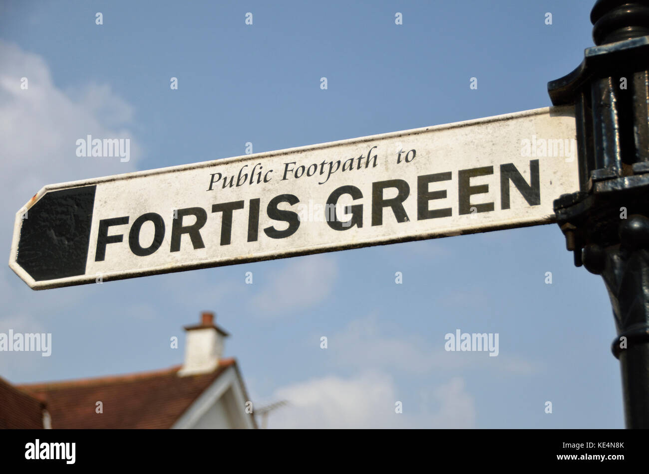 Sign for public footpath leading to Fortis Green, Muswell Hill, London ...
