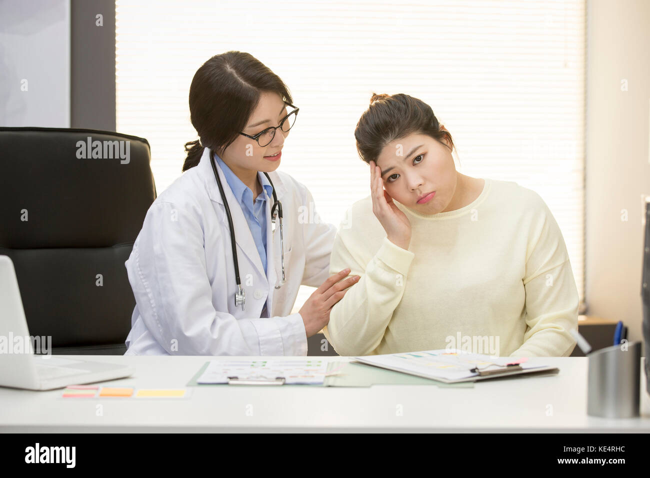 Obesity women doctor office hi-res stock photography and images - Alamy