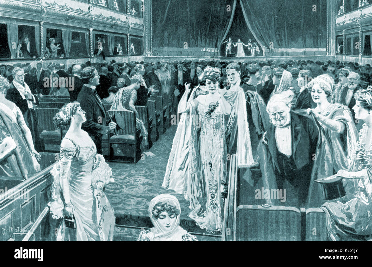 Opera audience london hi-res stock photography and images - Alamy