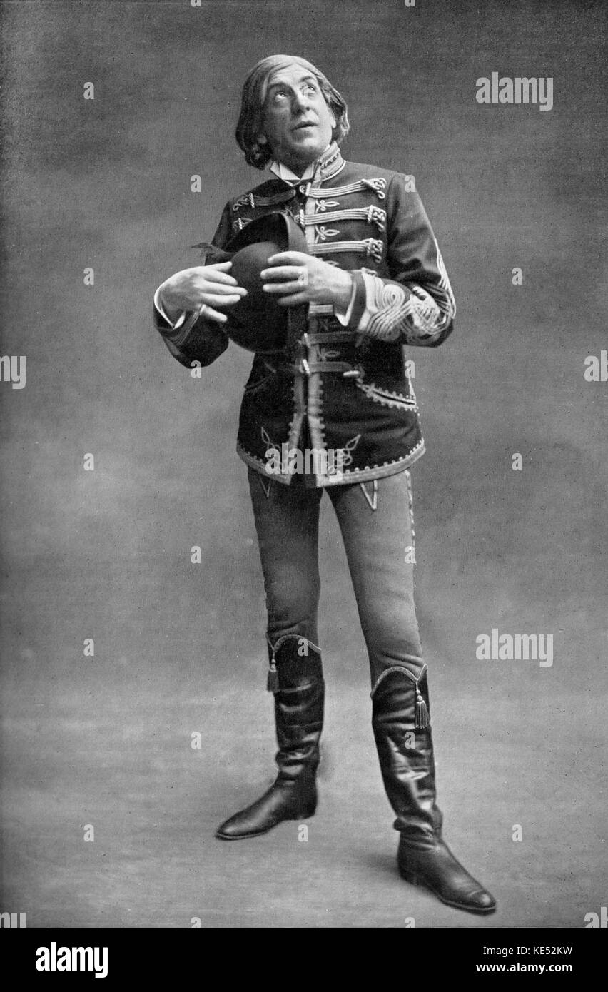 Fledermaus opera hi-res stock photography and images - Alamy