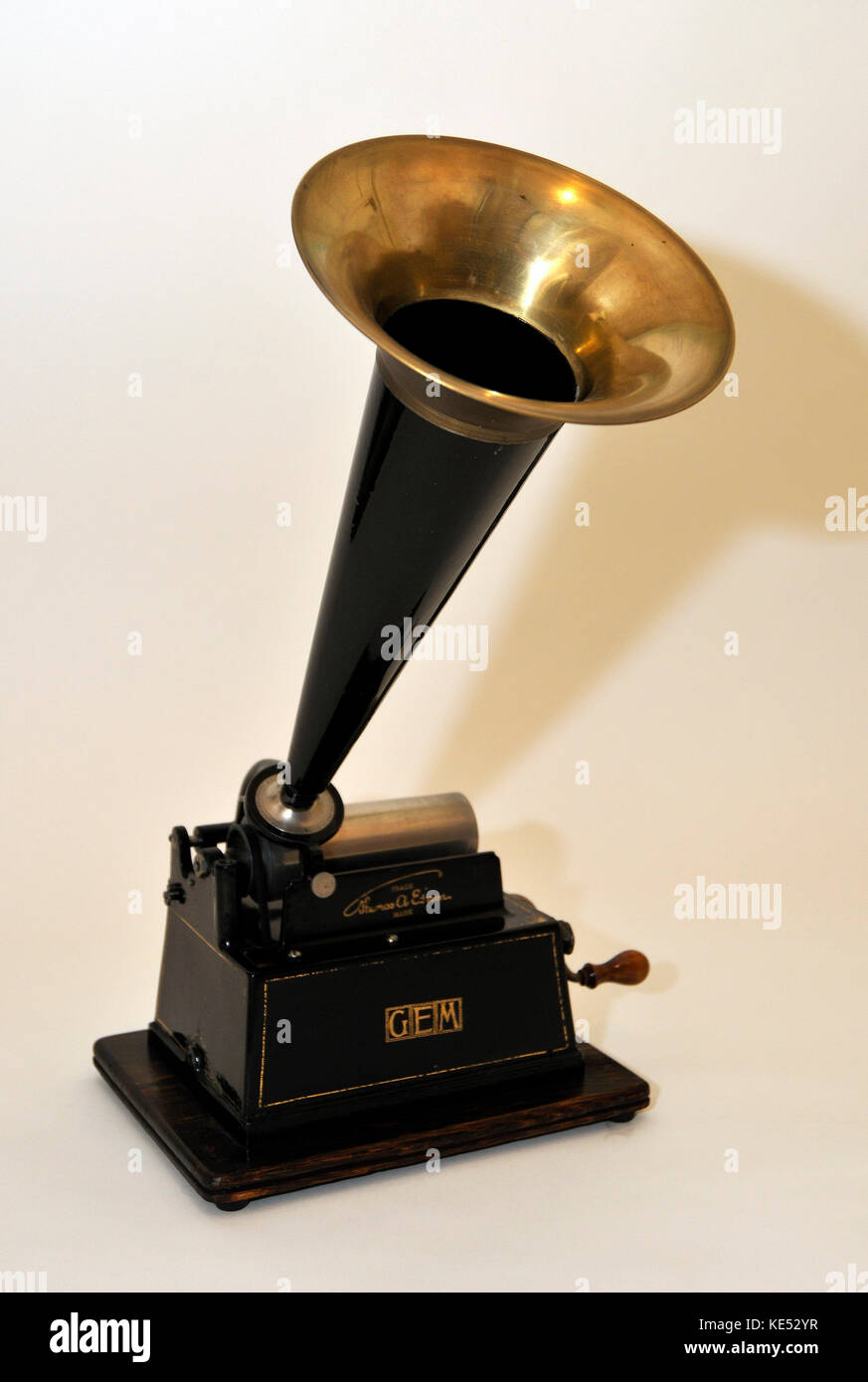 Phonograph cylinder edison hi-res stock photography and images - Alamy