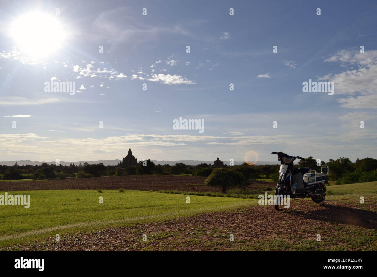 Pyramid temple in bagan burma hi-res stock photography and images - Alamy