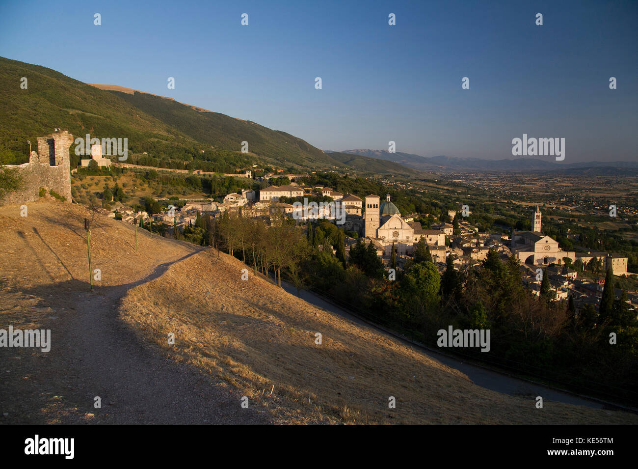City of Assisi with Cattedrale di San Rufino (Assisi Cathedral of Saint ...