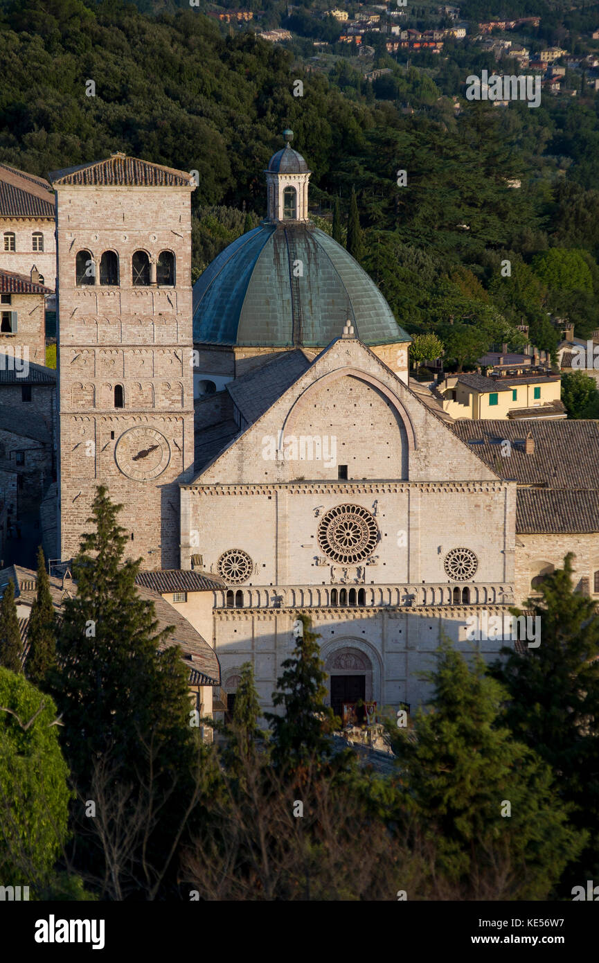 Cattedrale di san rufino di assisi hi-res stock photography and images ...