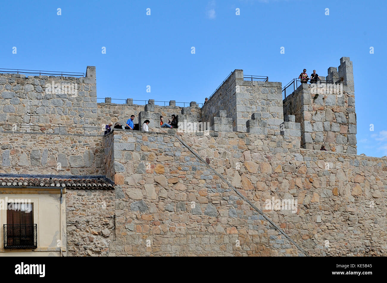 Battlement walls hi-res stock photography and images - Alamy