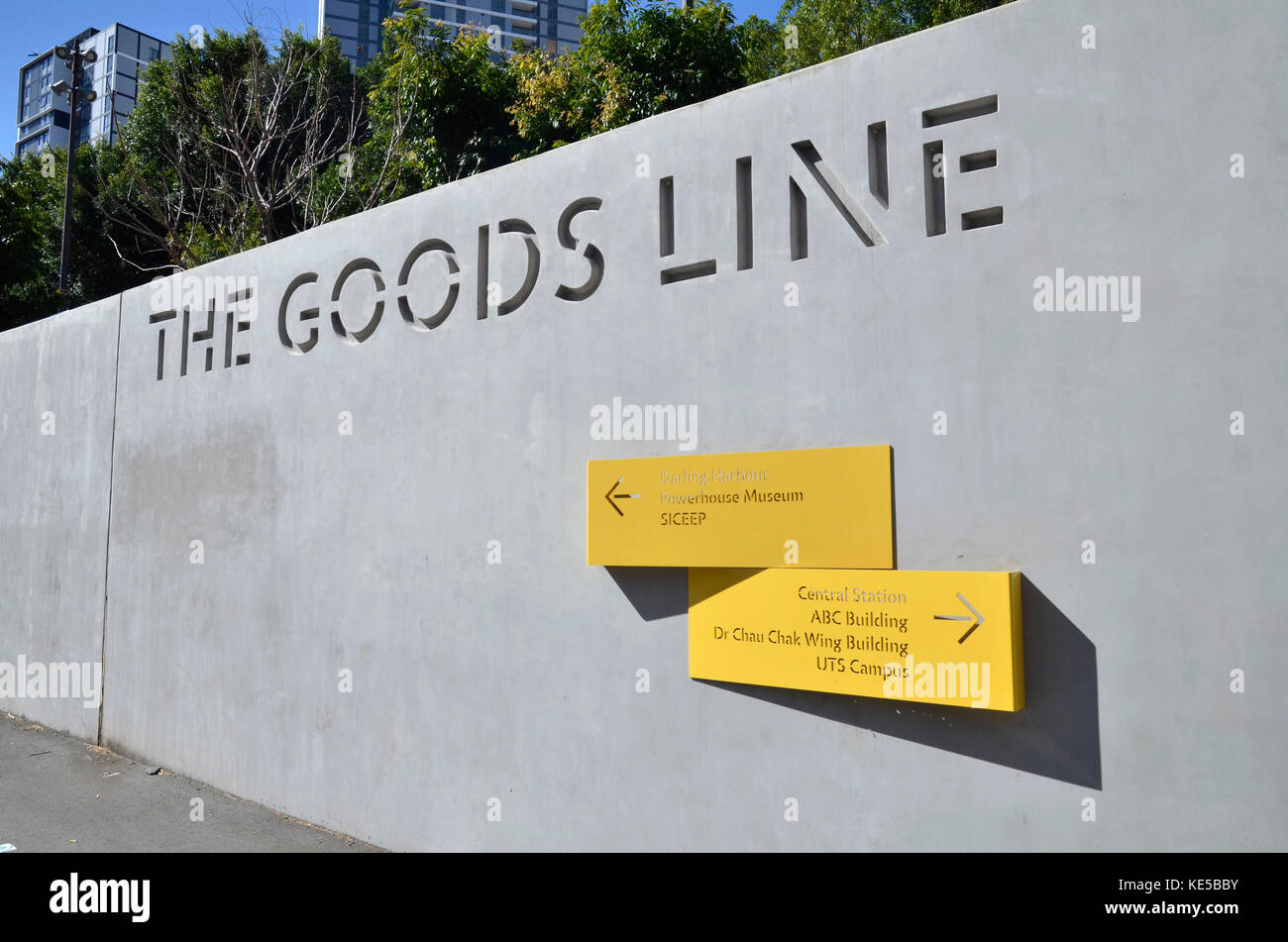 Linear park hi-res stock photography and images - Alamy