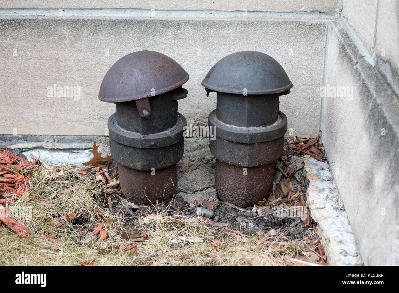 A tip of the hat and a good morning to my partner embedded next to me ...