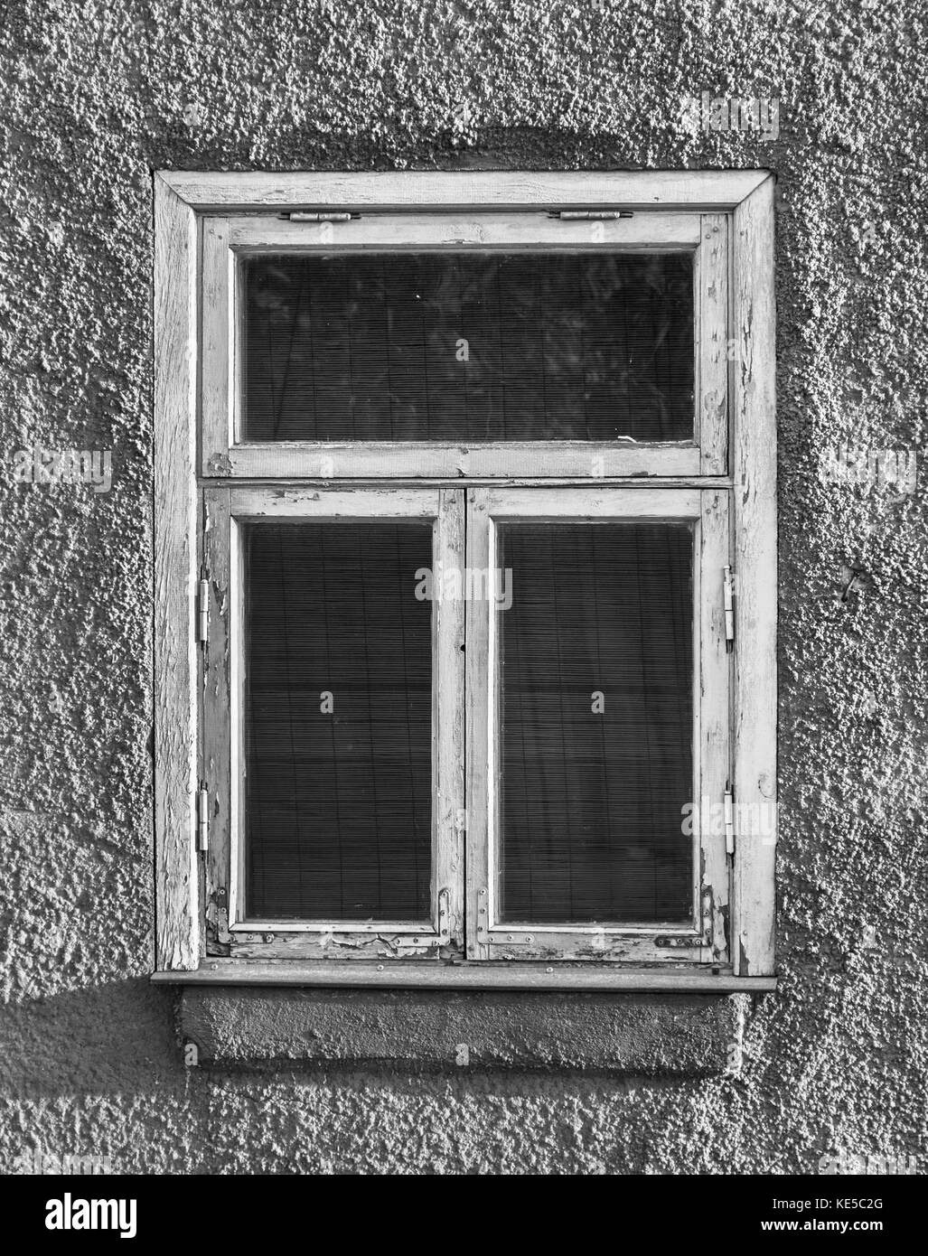 Weathered wooden window on wall Stock Photo - Alamy