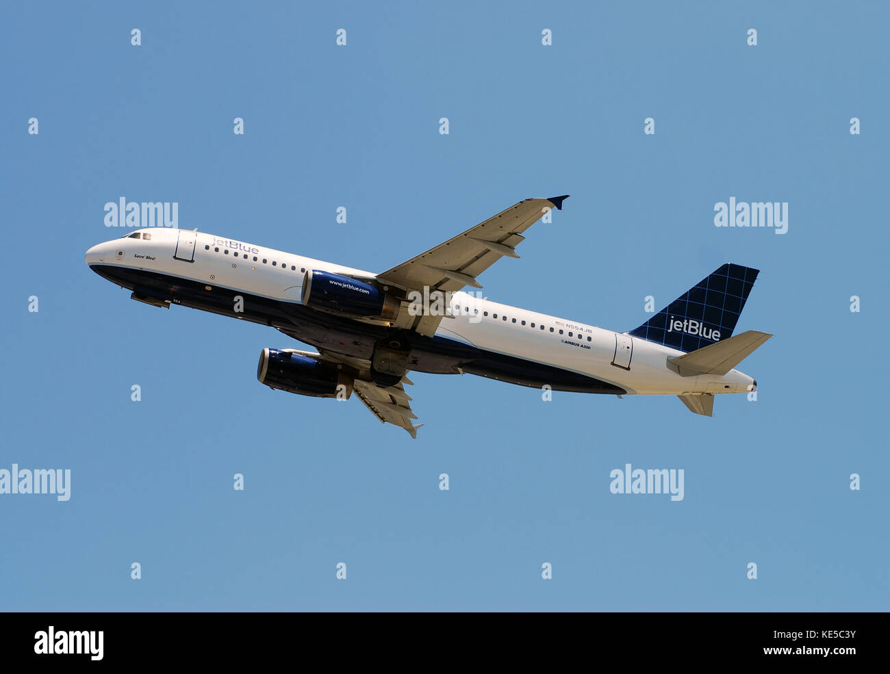 Airbus passenger jet Stock Photo - Alamy