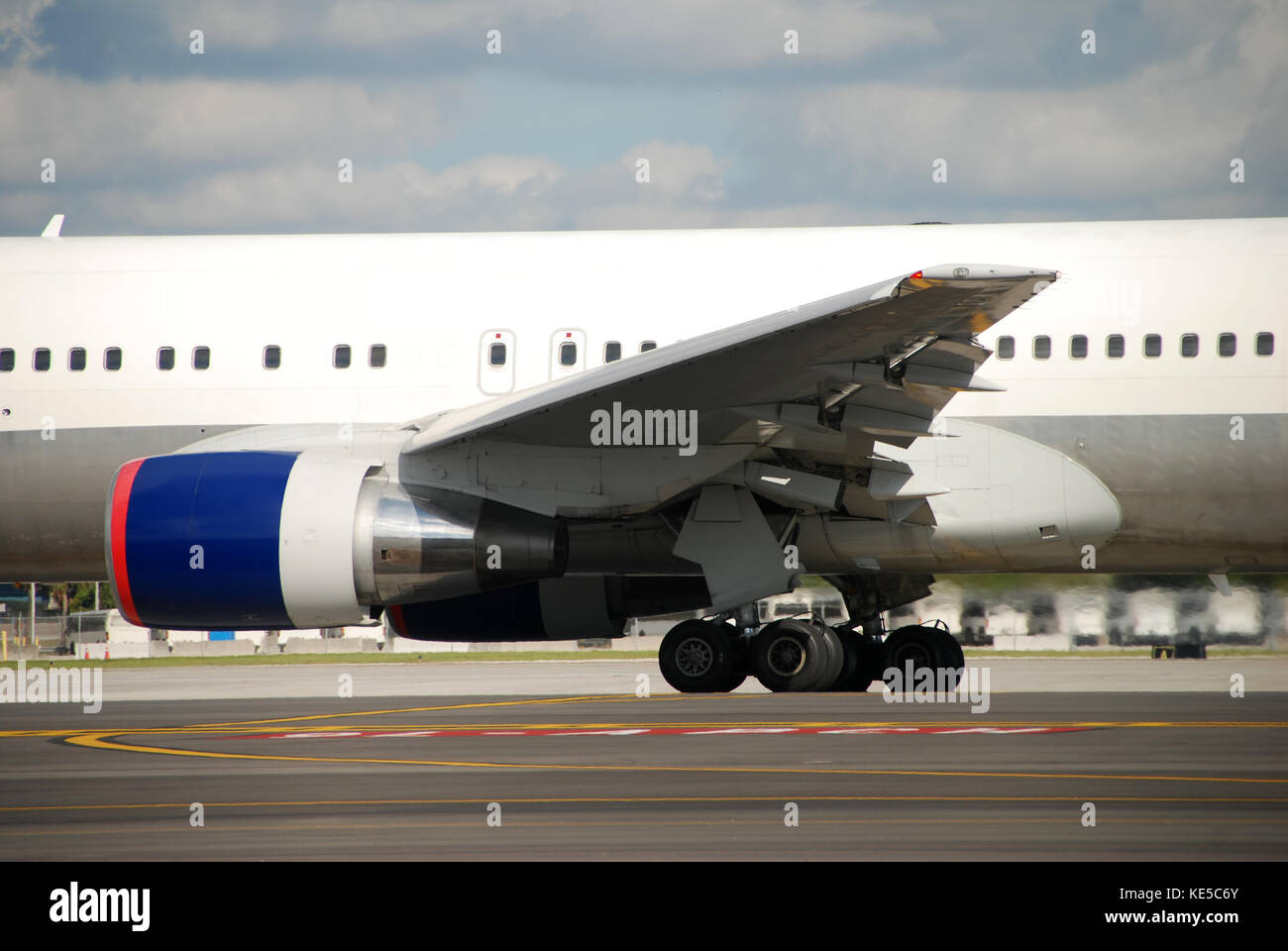 Passenger jet wing Stock Photo - Alamy