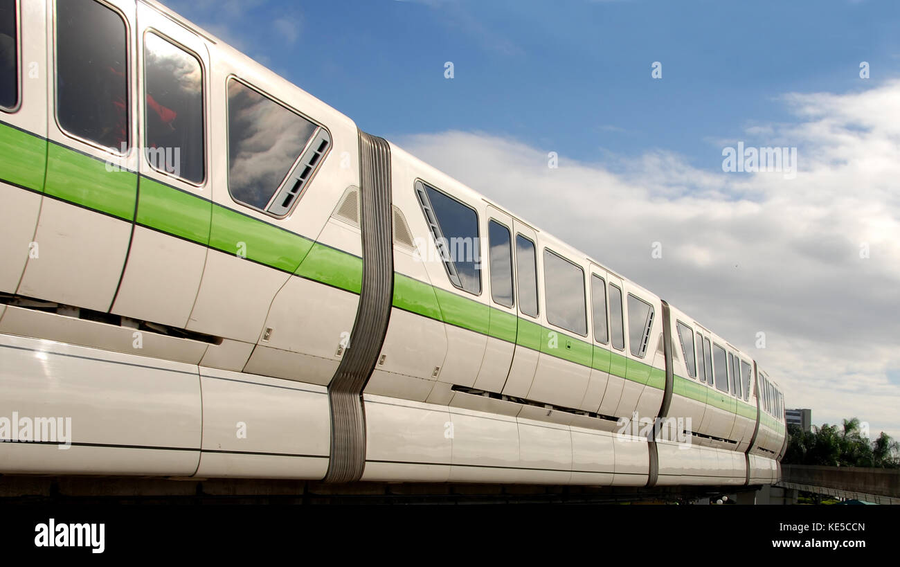 Bullet train side view hi-res stock photography and images - Alamy