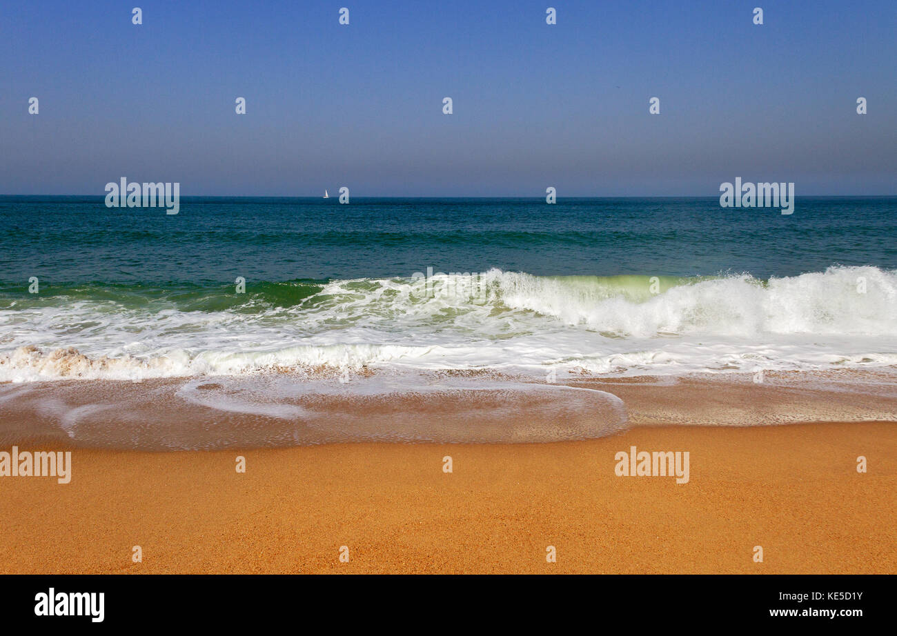 View to the beach of Atlantic ocean Stock Photo - Alamy