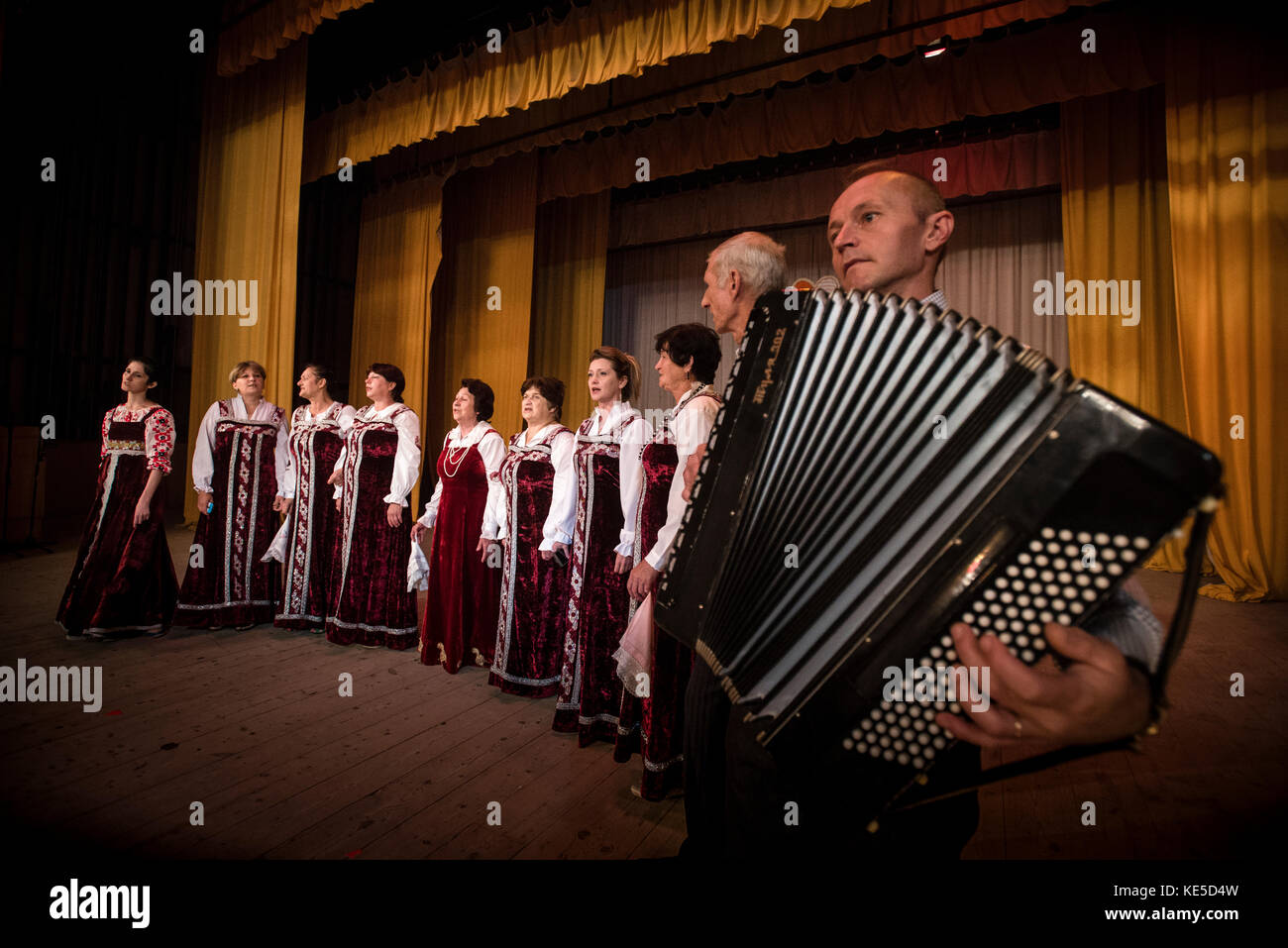 Female harmonica player hi-res stock photography and images - Alamy