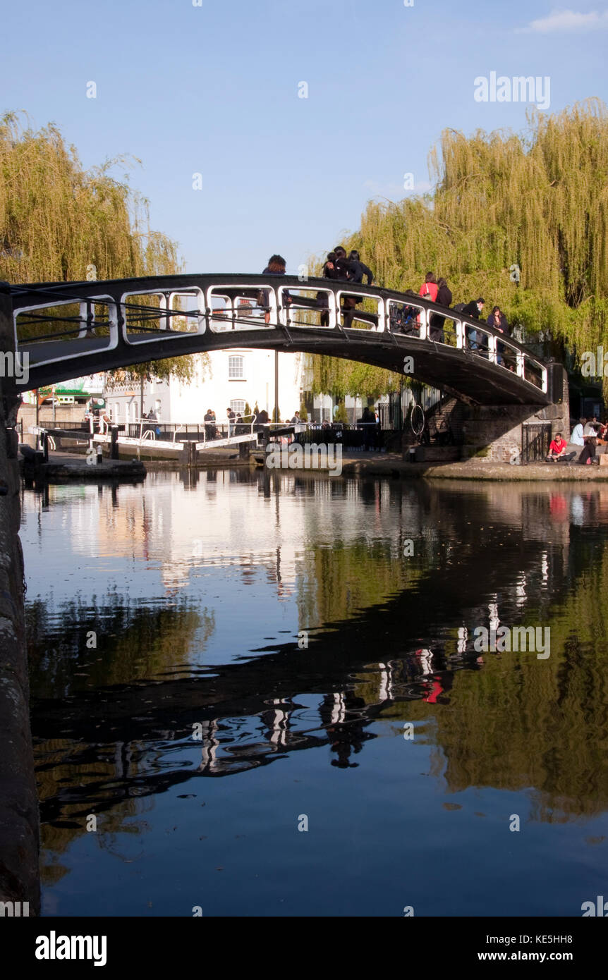 Camden lock on grand union hi-res stock photography and images - Alamy