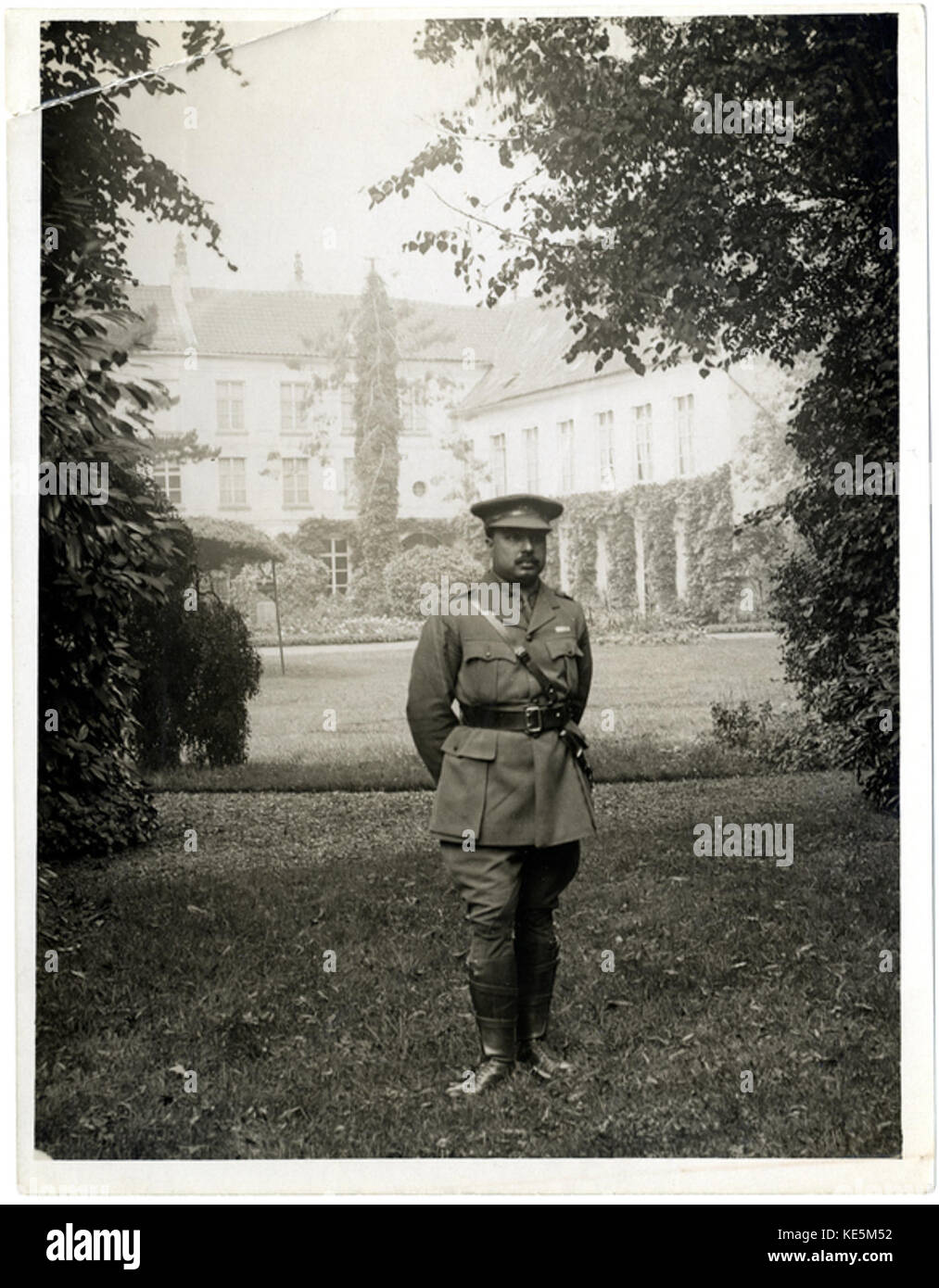 Indian ruler hi-res stock photography and images - Alamy