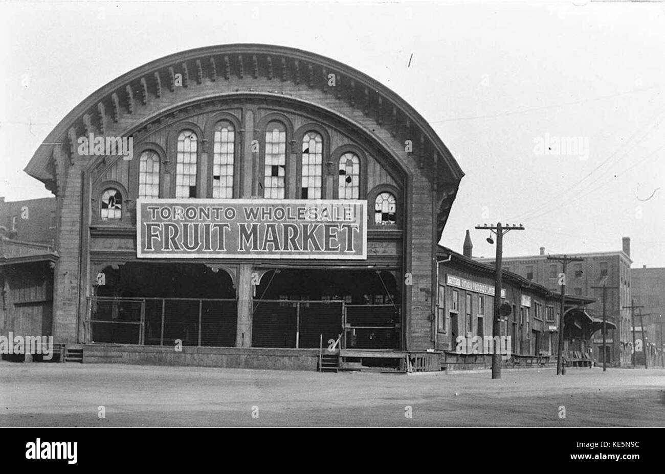 Toronto Wholesale Fruit Market circa 1900 Stock Photo - Alamy