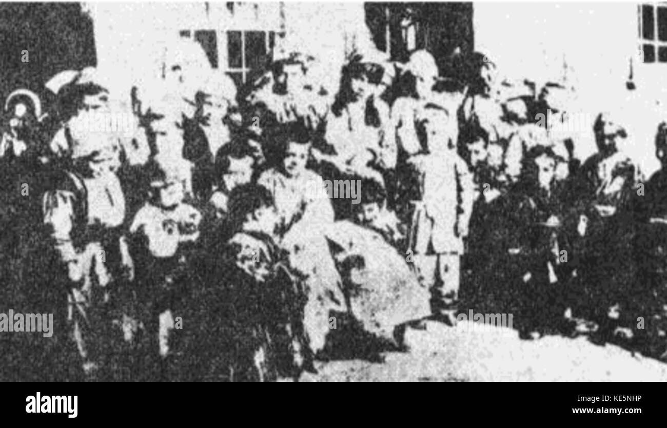 Children orphans Black and White Stock Photos & Images - Alamy