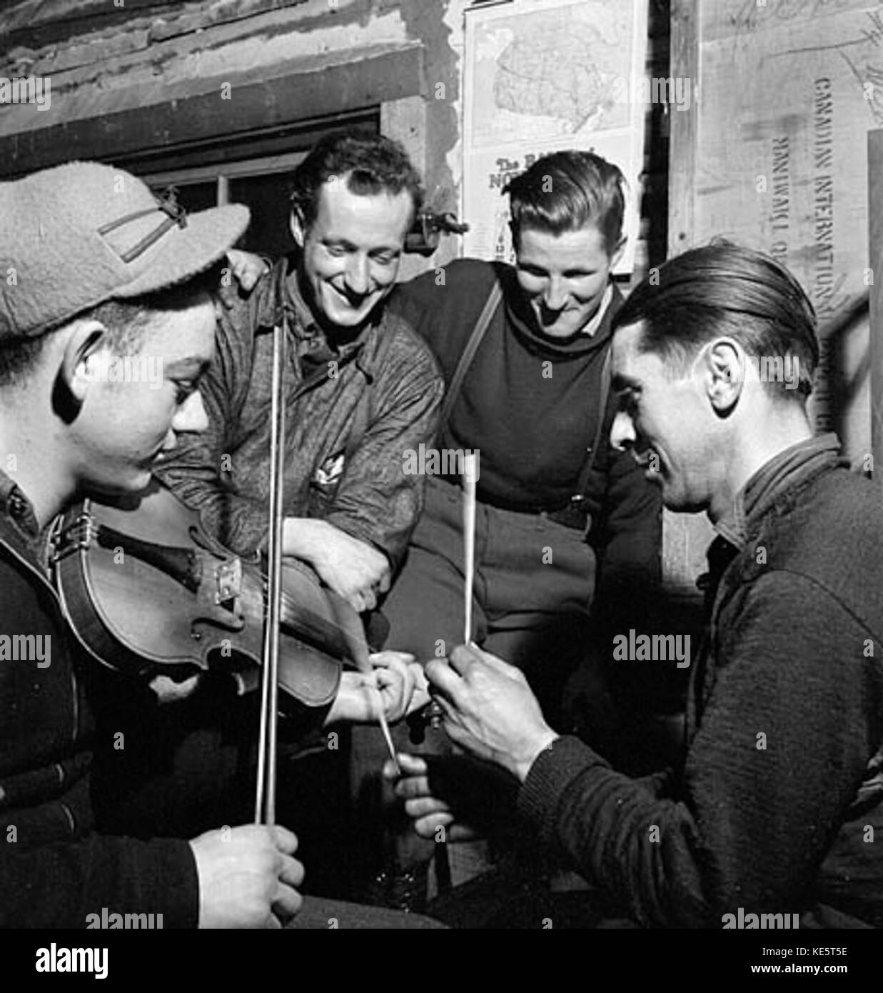 Lumbermen hi-res stock photography and images - Alamy