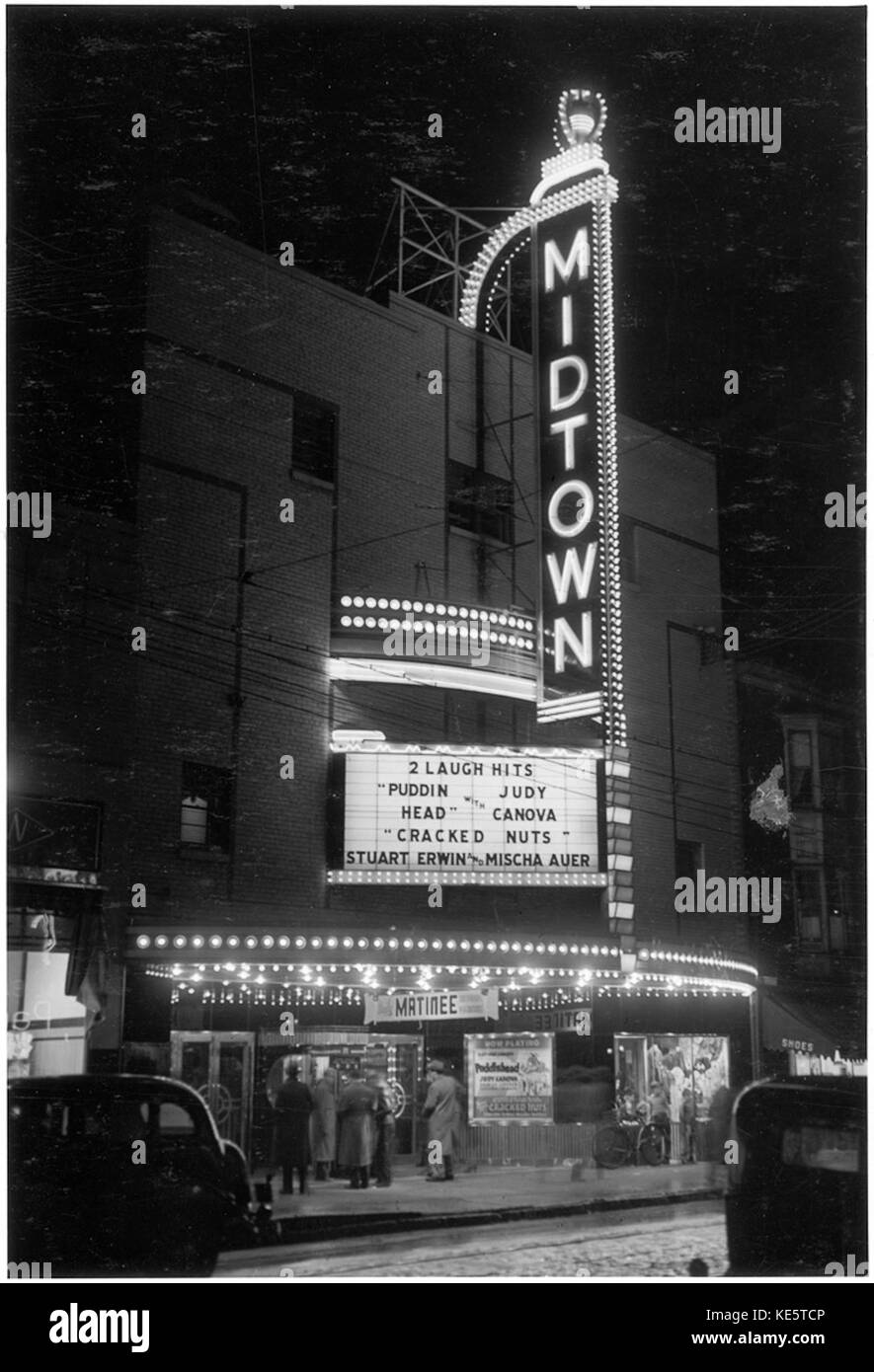 New york movie theatre Black and White Stock Photos & Images - Alamy