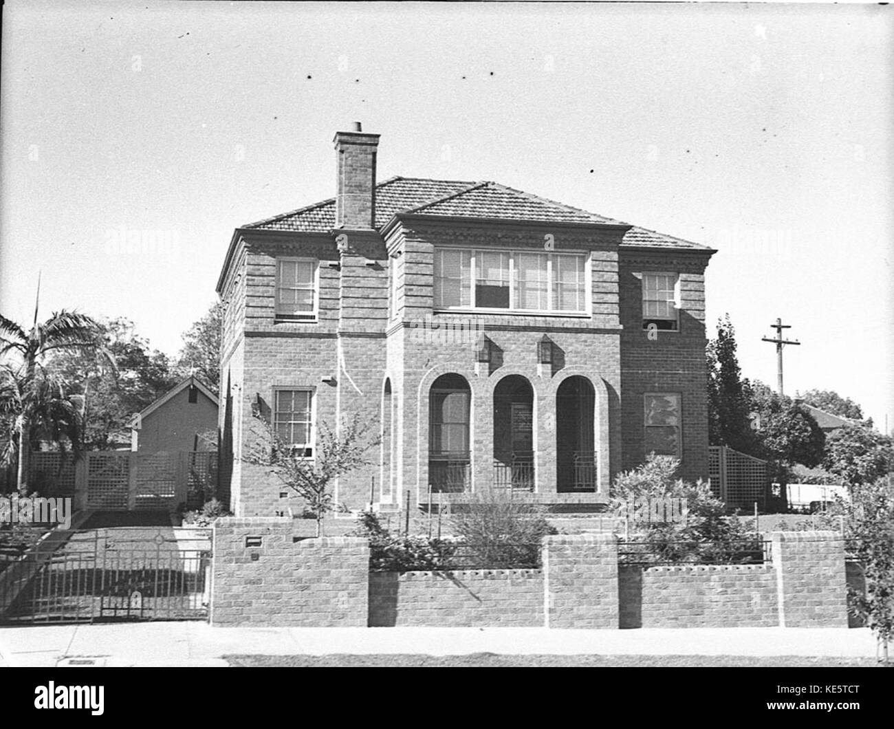 25622 House taken for Building Publishing Co Stock Photo - Alamy