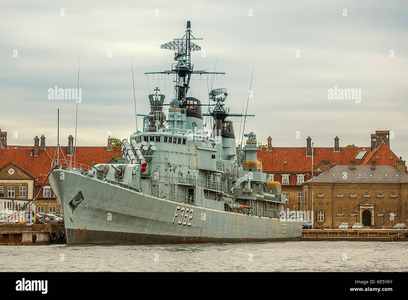 Hdms hi-res stock photography and images - Alamy