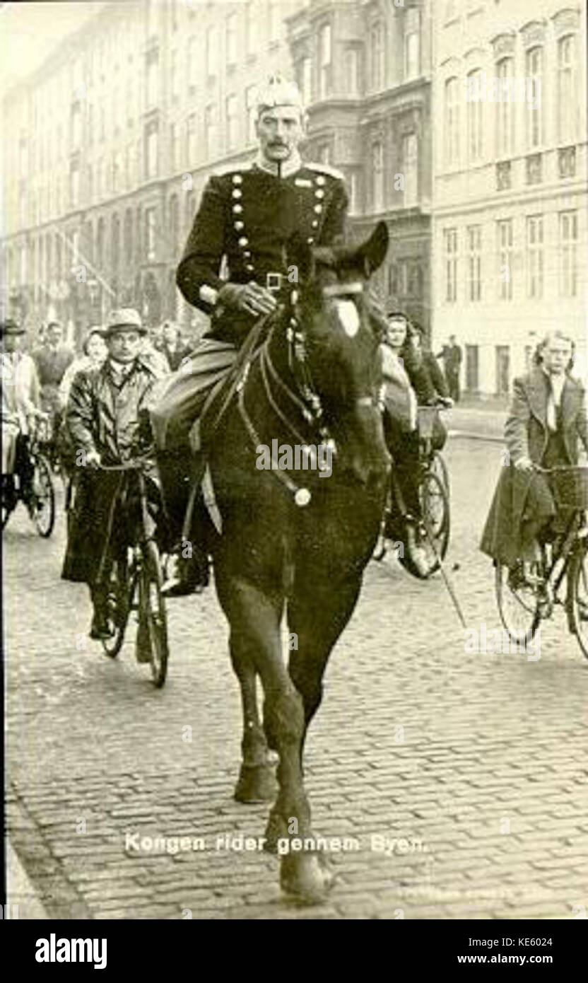 Christian X riding through Copenhagen Stock Photo - Alamy