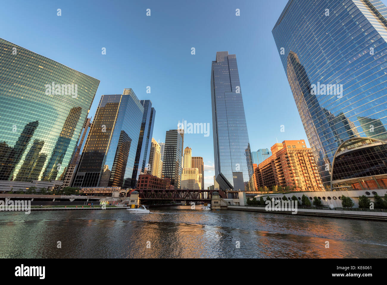 Downtown river waterfront bridges hi-res stock photography and images ...