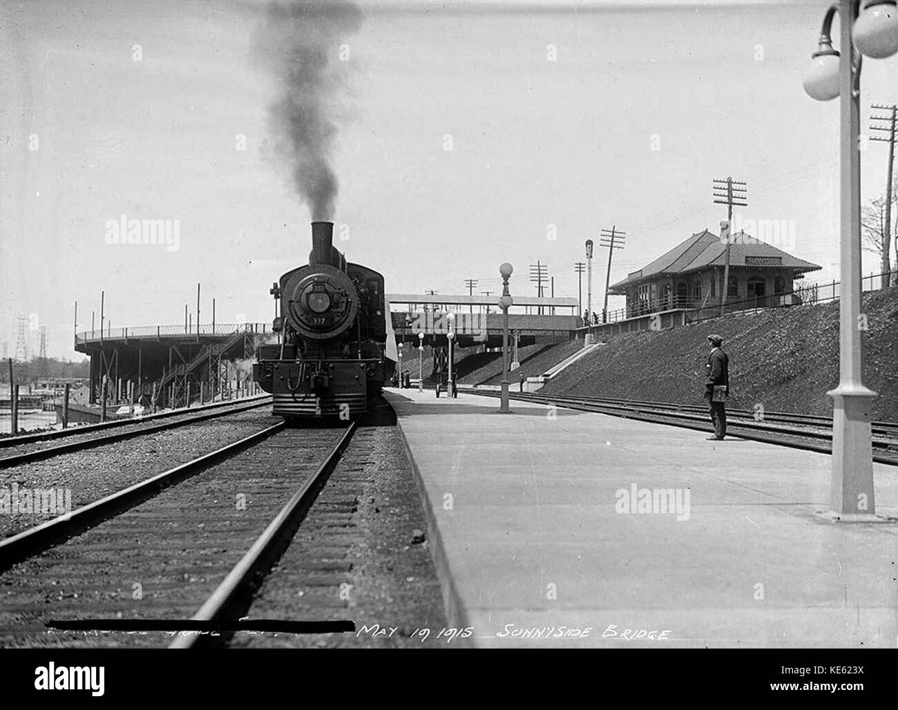 Sunnyside station hi-res stock photography and images - Alamy