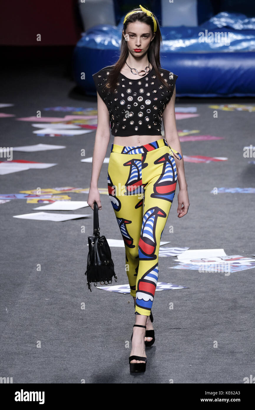 Mercedes-Benz Madrid Fashion Week Spring/Summer 2018 - Maya Hansen ...