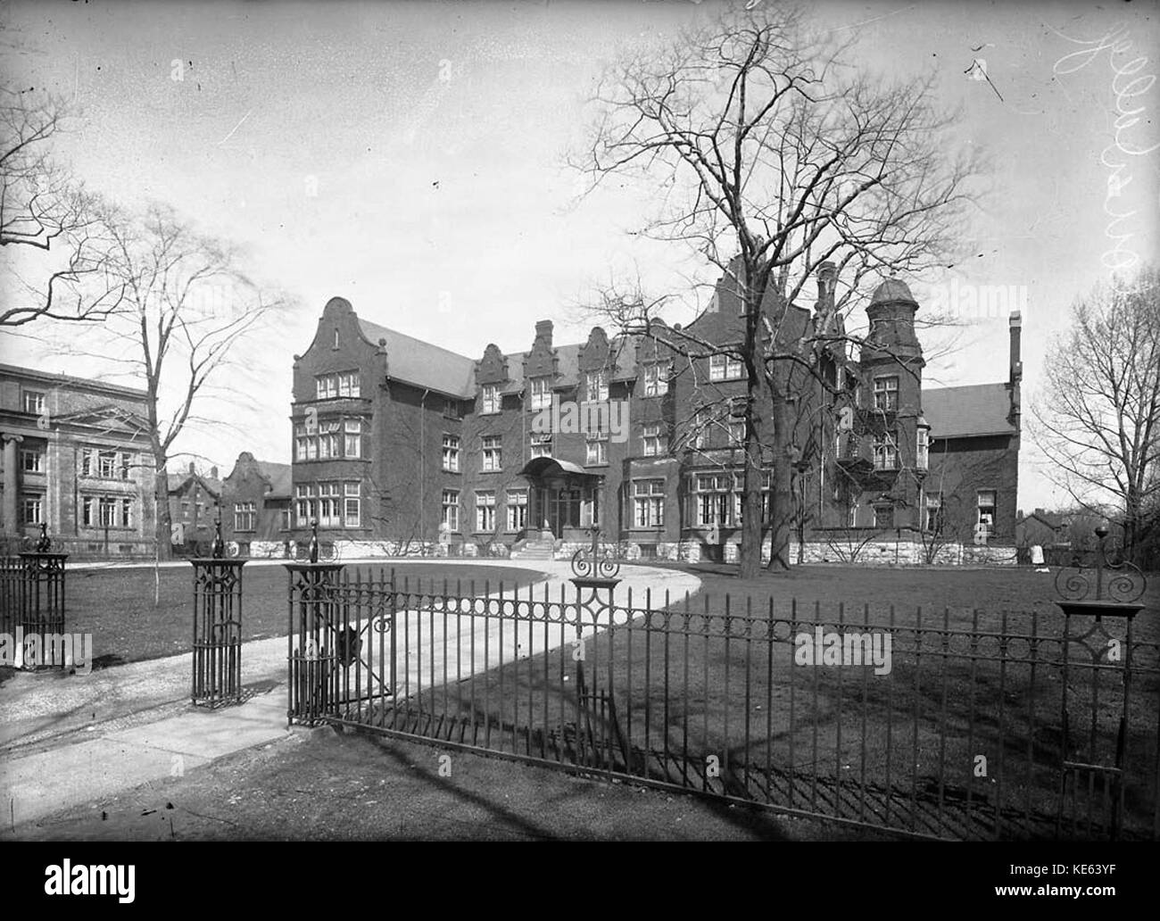 A historical photograph of Victoria College from the 1930s, showcasing ...