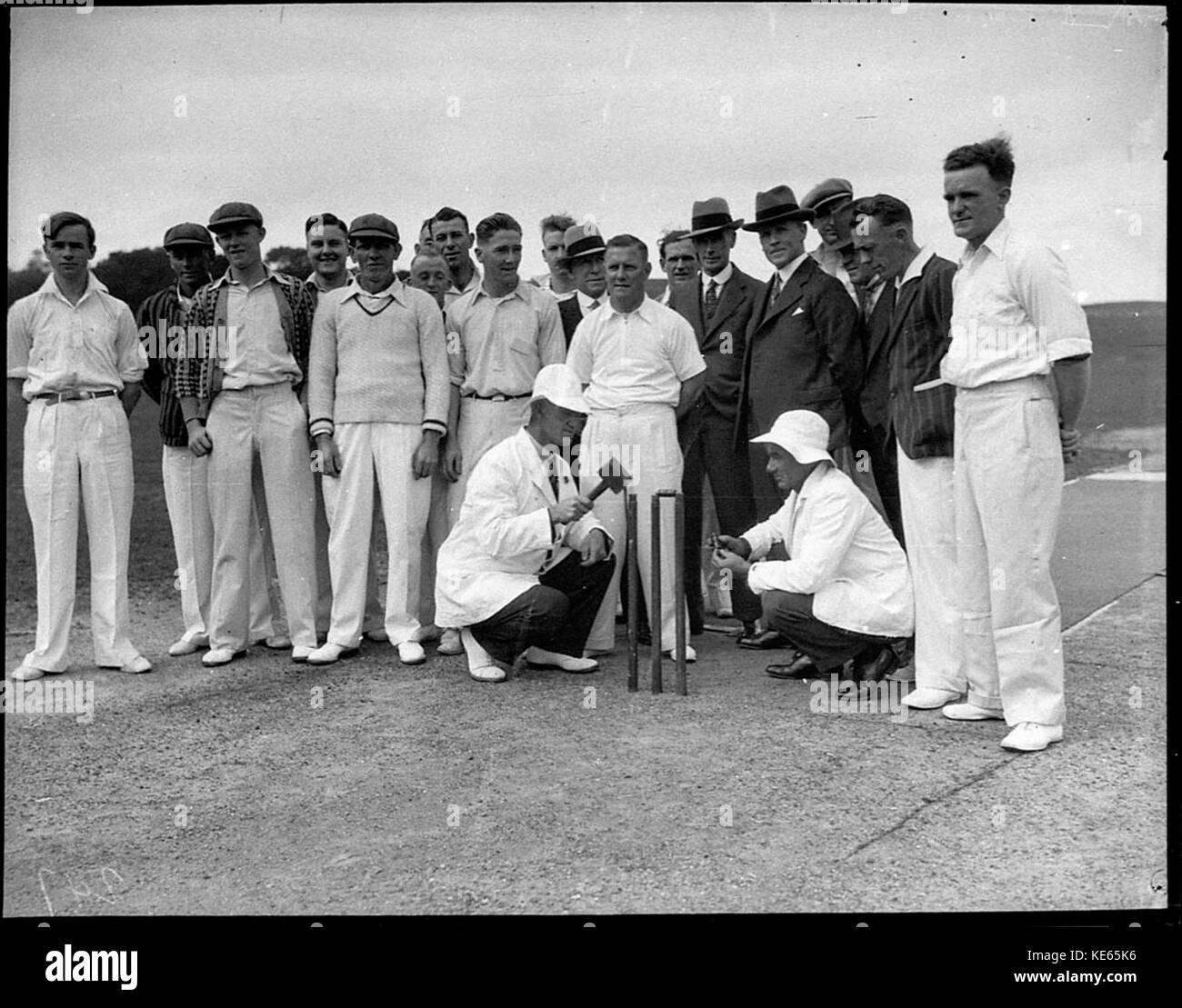 Cricket opening ceremony Black and White Stock Photos & Images - Alamy
