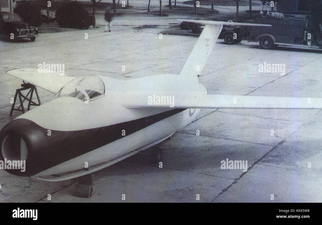 1950s jet aircraft hi-res stock photography and images - Alamy