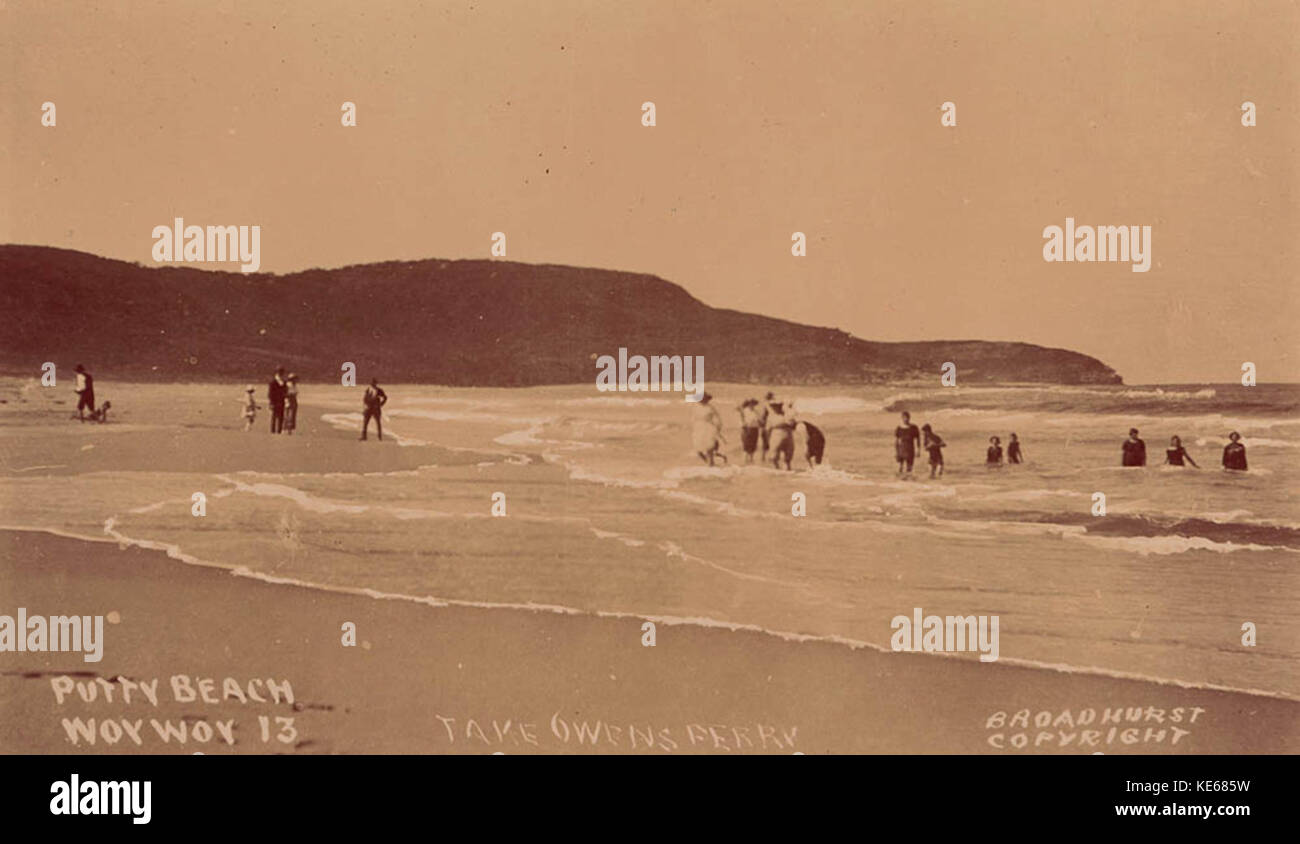 Putty beach hi-res stock photography and images - Alamy