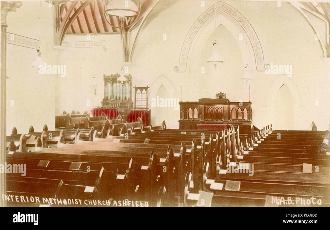 Interior methodist church hi-res stock photography and images - Alamy